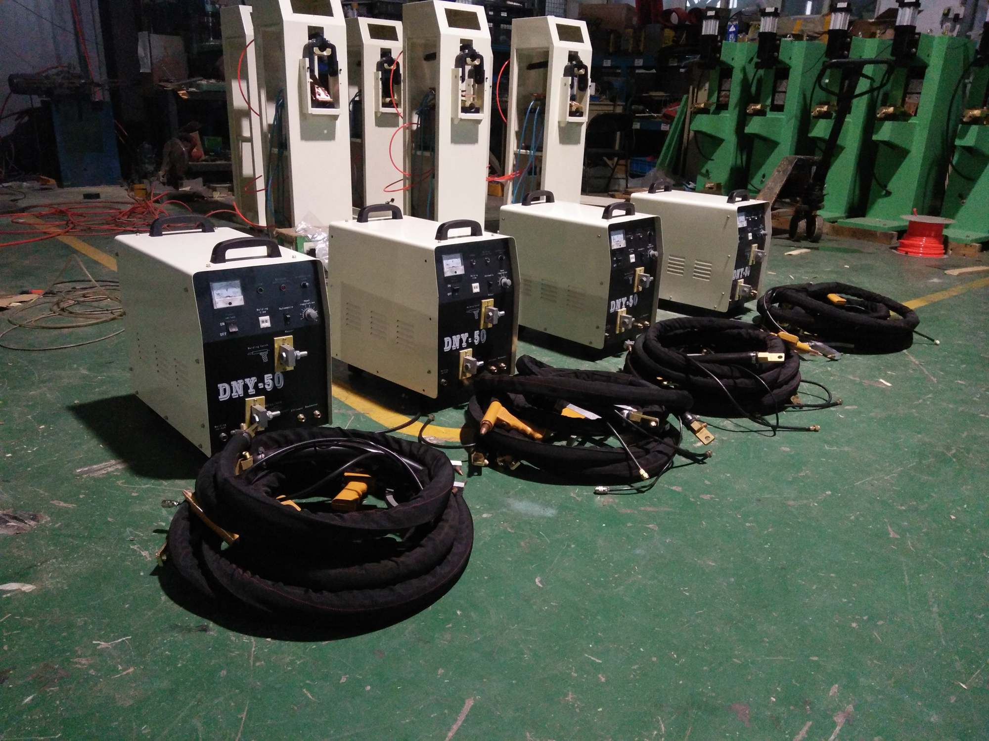 DNY-150 Portable Spot Welder - Sinictec | spot welder, car spotter ...